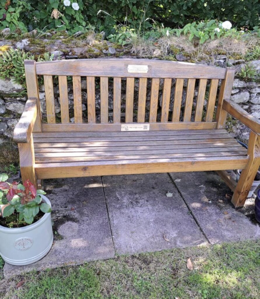 Sit with Hope – The Good Grief Trust